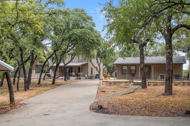 Lake Group Retreat: All 3 Homes - Brownwood, TX
