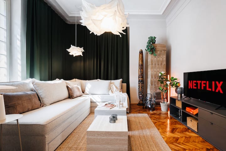 Inspiration Source W/balcony | Old Town - Belgrade