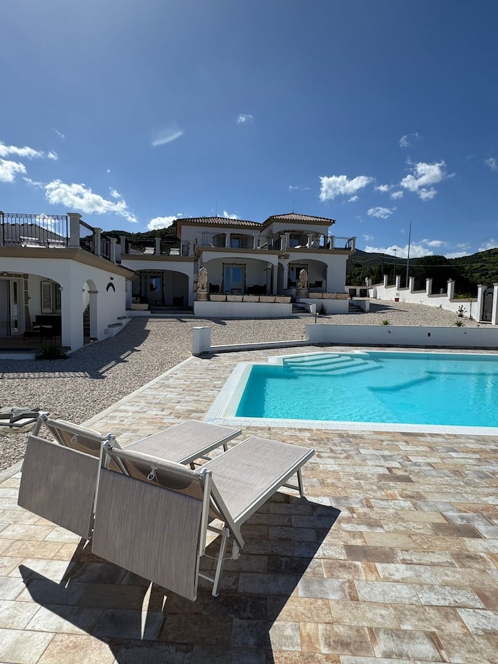 Lutturai Residence Budoni 1 - Posada