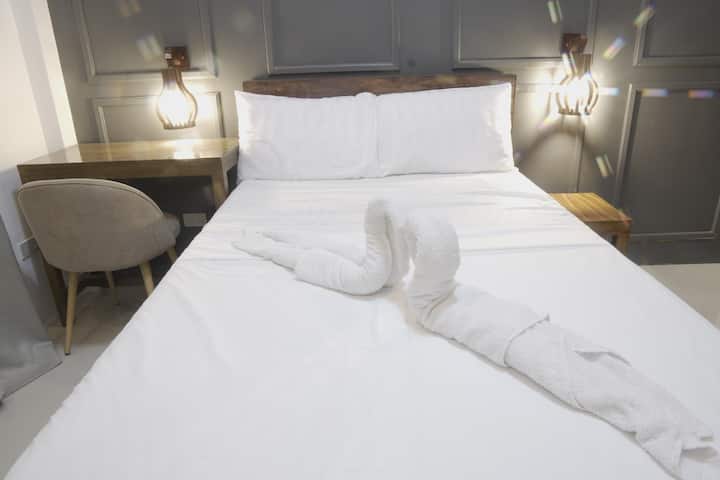 Rue Deuxvilles Villa - Standard - Loon