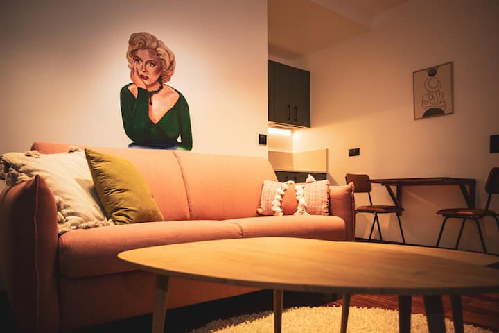 Monroe In Green - Clichy