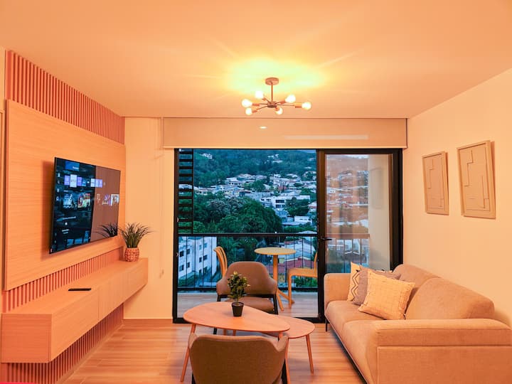 Cozy, Modern Apt @ Col. Escalon - Pool, Gym, A/c - San Salvador