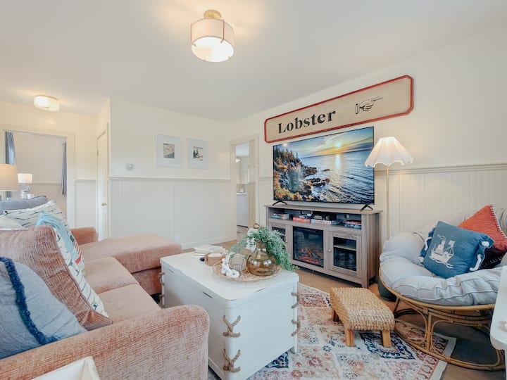 Cozy Cottage Near Bar Harbor W/ Firepit & Grill - Maine