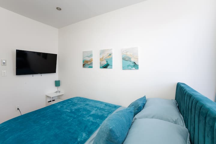 New York City 5-bed Suite E - Manhattan, NY