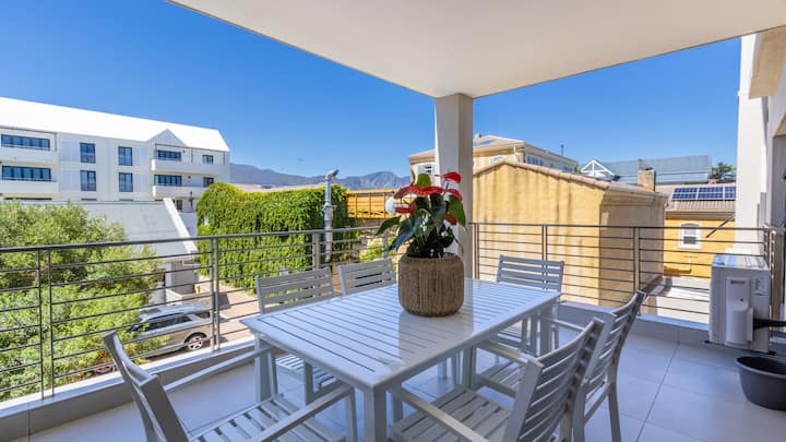 Two Bed Village View Standard 214 - Hermanus