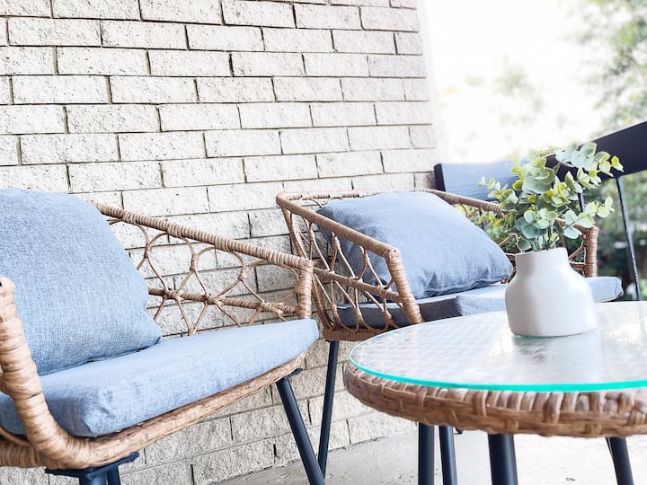 Seafoam Hideaway | Oceanfront Stay For 4 - Long Beach