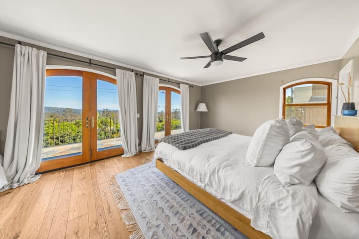 Sb Modern & Spacious Home W/ocean Views Near Ucsb - Santa Bárbara, CA