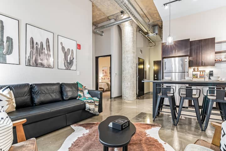 Dt 2bd Steps From Target Field+gym+ktchn+lndry - Minneapolis, MN