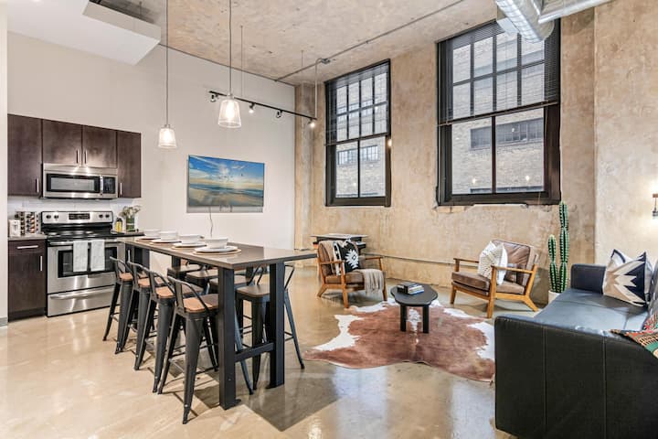 Dt 2bd Steps From Target Field+gym+ktchn+lndry - Minneapolis, MN