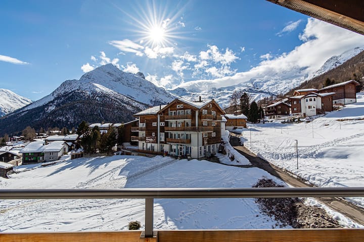 New! Sunny Top Floor & Stunning View - Saas-Fee