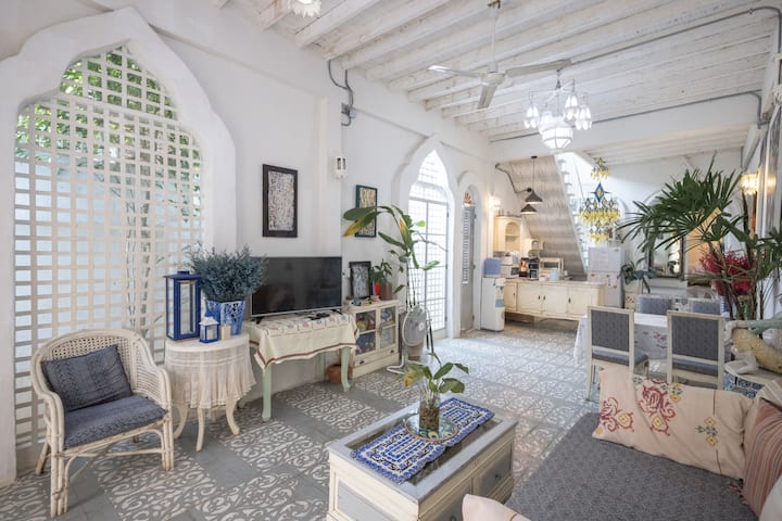 Peaceful Artistic City Home - Chiang Mai