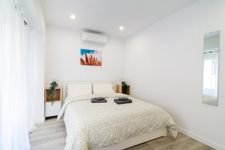 Piso 4 Plaza Paris 4 Personas - Lloret de Mar