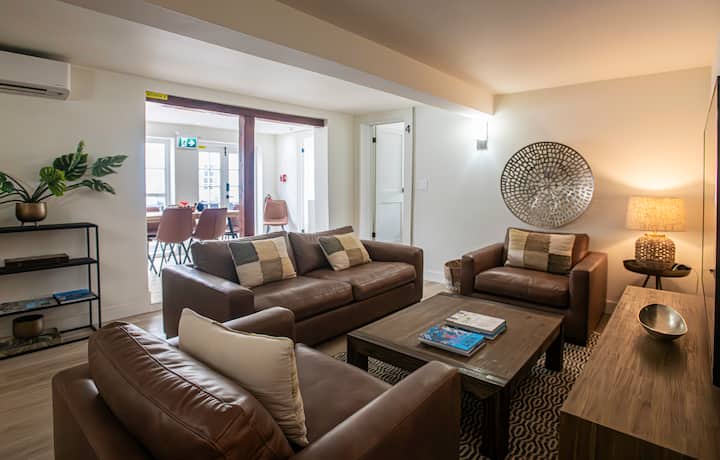 Ground Floor King Suite - Bermuda