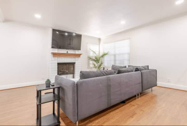 Ca3 House Spacious Socal Home For Groups - Buena Park, CA