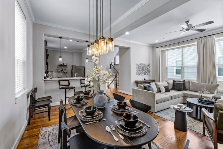 Spacious 3br/bbq/yard/9 Min To Downtown & Med Ctr - Houston, TX