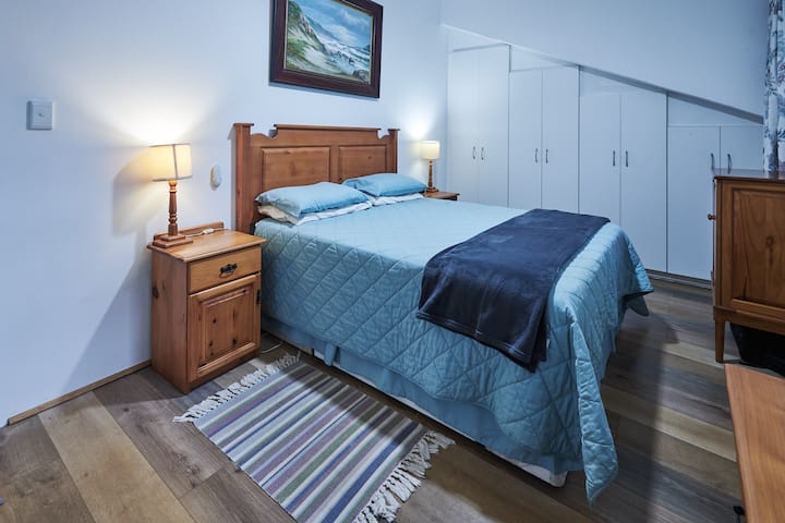 Kloof Cottage - Kloof