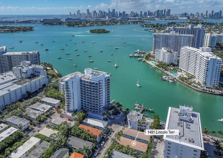 Lux Designer Apt 2br/2ba In The Heart Of Mia Beach - Miami Beach