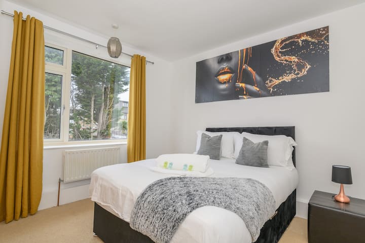 Spacious Home Away From Home-chapel Allerton-new! - Leeds