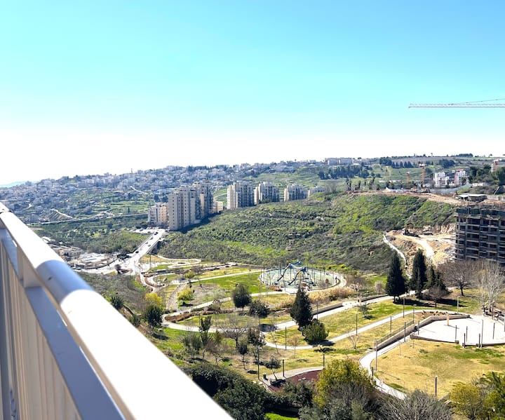 Arnona 4br Modern Apartment - Jerusalem