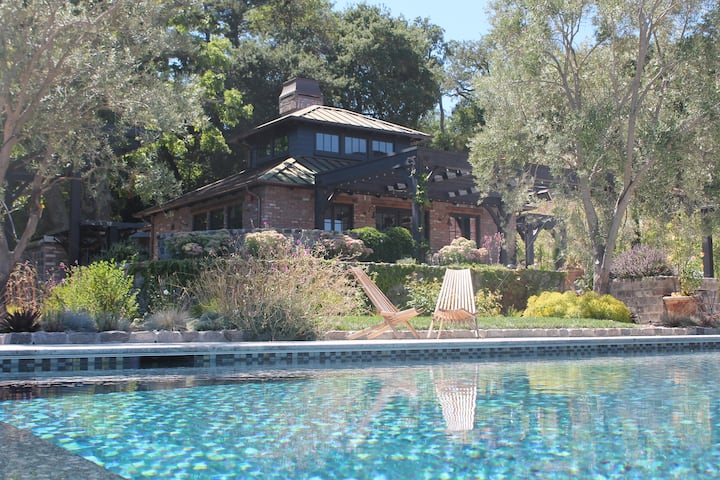 Luxurious Poolside Chalet In Los Gatos - San José
