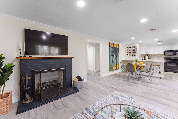 New Charming 4-bedroom Orlando Home - Winter Park, FL