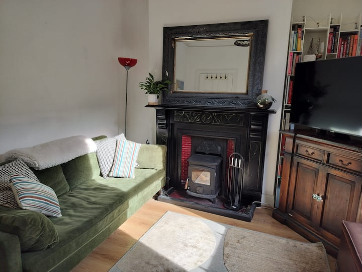 Stylish 3-bed -Central Location - Dublin