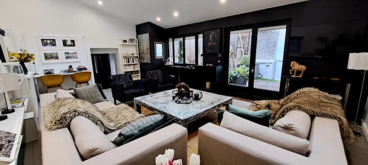 Jardin Secret. Maison Proche De La Tour Eiffel - Paris