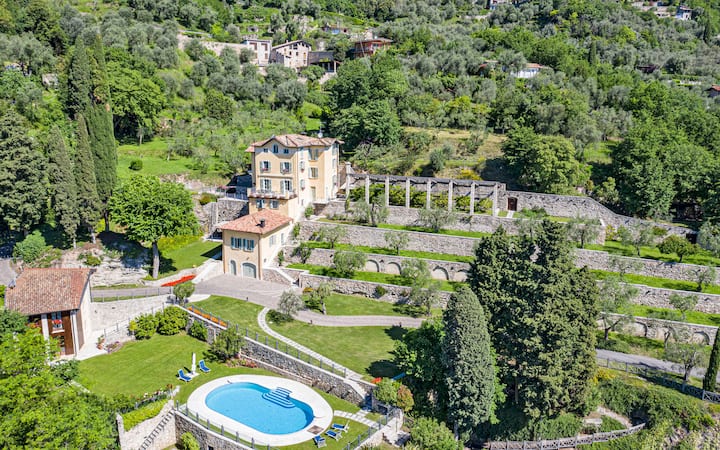 Luxury Villa With Pool And Lake View - Gargnano