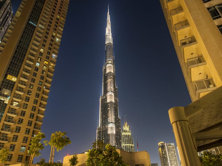 First Class | 2br | Luxury Facing Burj Khalifa - Dubai