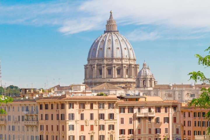 Vatican's Terrace With 2 Bathrooms - Ciudad del Vaticano