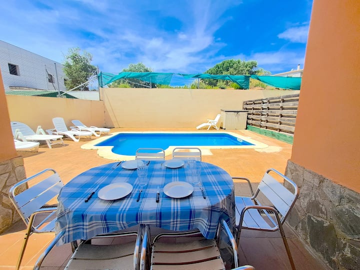 Villa Petunia - Lloret De Mar Pool, Bbq Privd - Caldes de Malavella