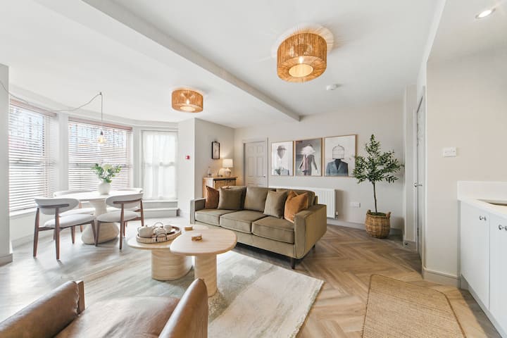 Luxury 2-bed – Heart Of Harrogate, Free Parking - Knaresborough