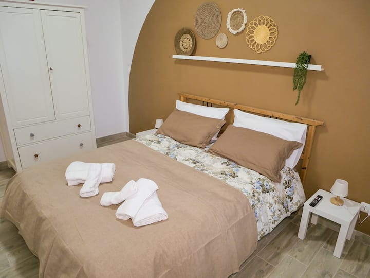 Violahouse Red Près De Bari Vecchia / Front De Mer - Bari