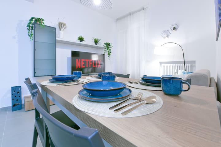 La Cour Des Miracles - Bologna