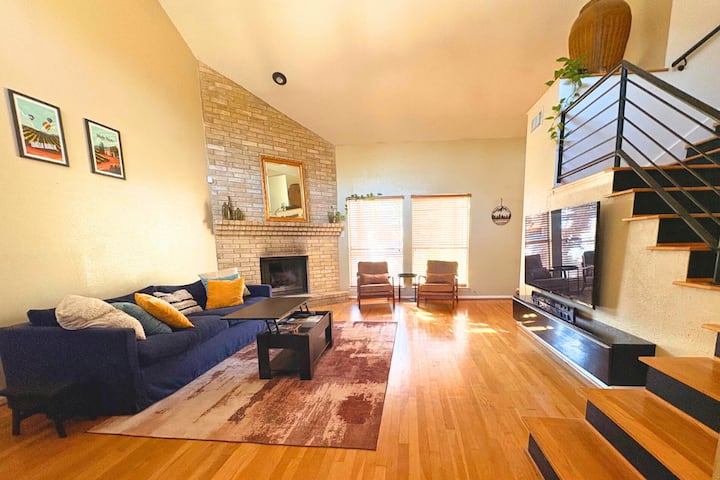 Walla Walla House - 8 Beds•5 Bedrms•office•game Rm - Helotes, TX