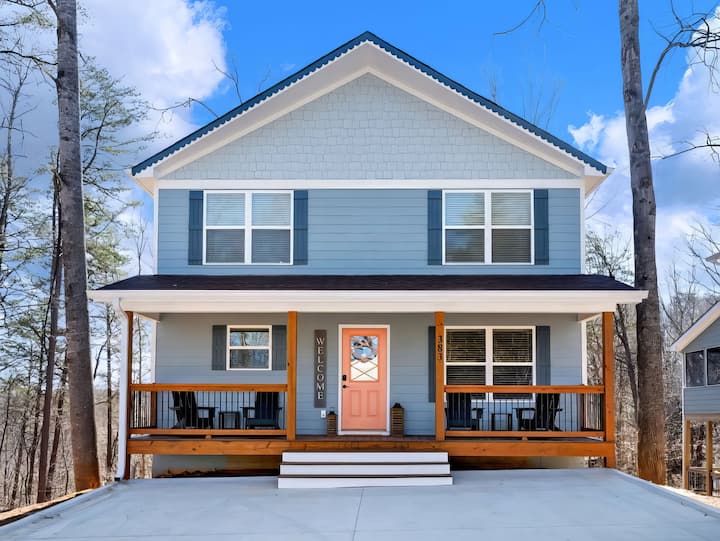 Tranquil Mountain Views In Helen | Games + Hot Tub - Helen, GA