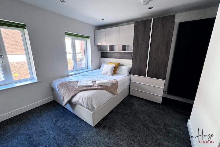 Cozy Coventry Studio – Ideal For Long-term Stays - Coventry