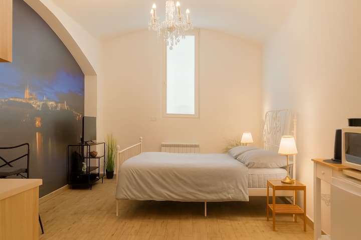 Romantic Getaway Next To Museum - Praag