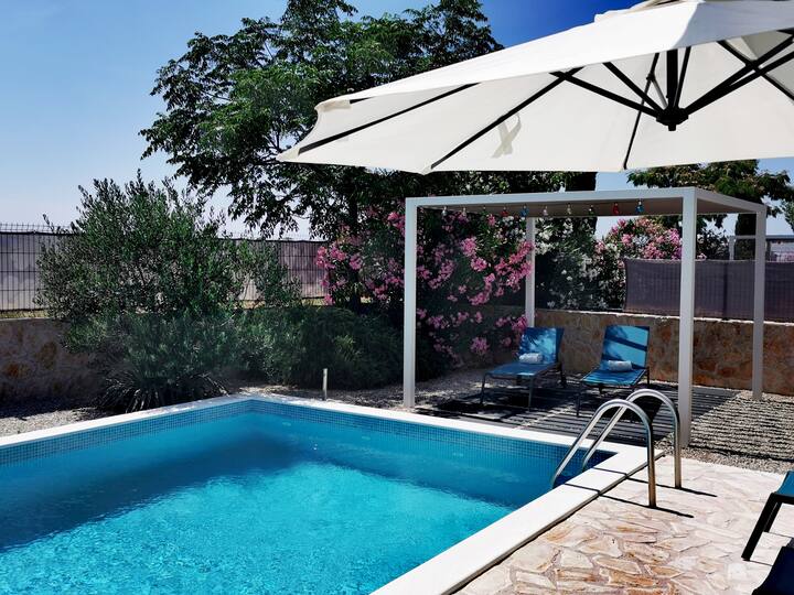 Villa Sundowner 4 Sterne - Beheizbarer Pool 8 X 4m - Šibenik