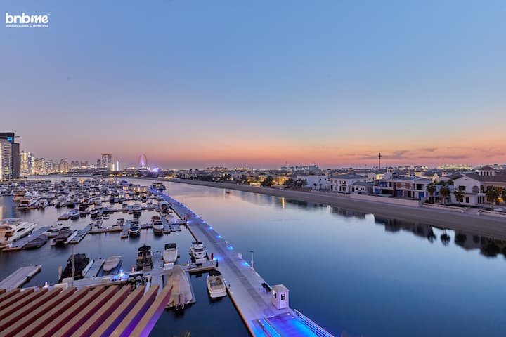 Bnbme | Studio In Palm Jumeirah W/ Pool & Balcony - Dubai