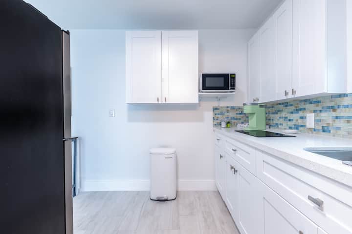 Naples Gem|perfect For 2|beach 10min|bbq|parking - Florida