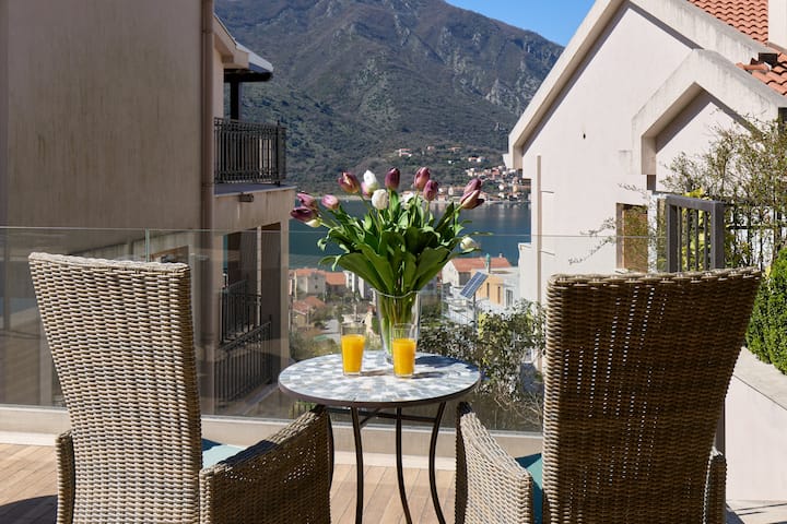 Nautica Studio No. 3 With Outdoor Pool - Kotor