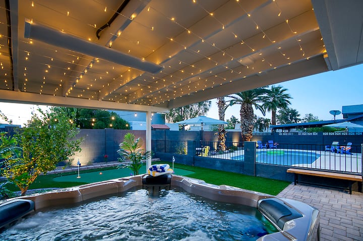 Sunny Poolside Getaway - Glow Golf| Hot Tub| Pool - Tempe, AZ