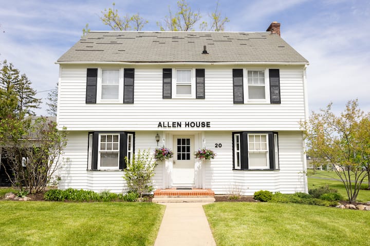 Allen House - Keuka Lake State Park, Keuka Park