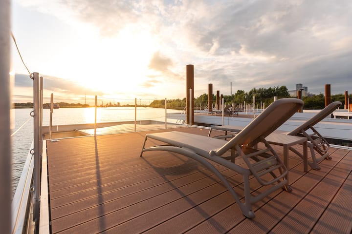 Hausboot Luv+ | Mit 3 Schlafzimmern (1-6 Personen) - Bremen
