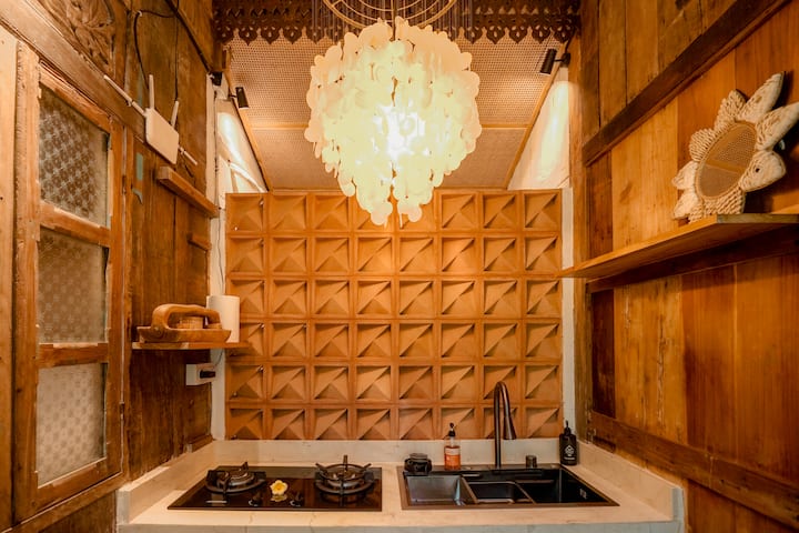 2br Traditional Indonesian Wooden Cottage - Unit 3 - Indonesia