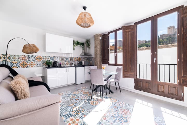 Albaicin De Granada, Vistas A La Alhambra - Granada