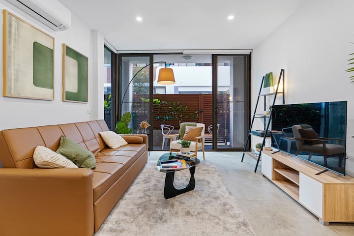 Cozy Urban Redfern Apt. W/ Designer Courtyard - Surry Hills