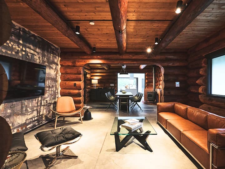 【開業Sale】周りには、誰もいないー600平米の静かな森にたたずむ南欧の隠れ家 - 館山市