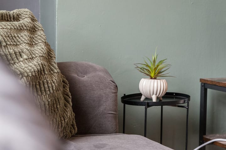 Relaxing Worker Home|free Parking| Monthly 22% Off - Wirral
